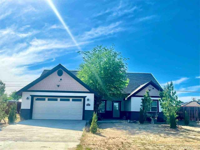 3 Bedroom Home for Rent at 20673 Medio St, California City, CA 93505