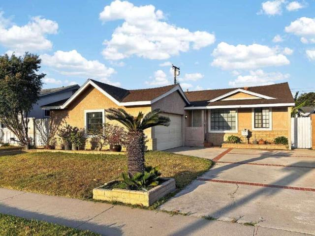 3 Bedroom Home for Rent at 20728 Norwalk Blvd, Lakewood, CA 90715 Imperial Estates