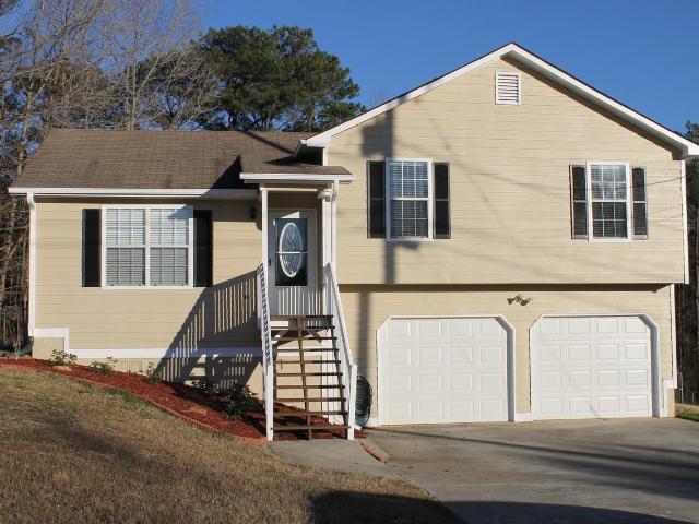 3 Bedroom Home for Rent at 207 Cobblestone Ct, Douglasville, GA 30134
