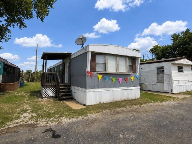 3 Bedroom Home for Rent at 20 Mahoning Ave, Rantoul, IL 61866