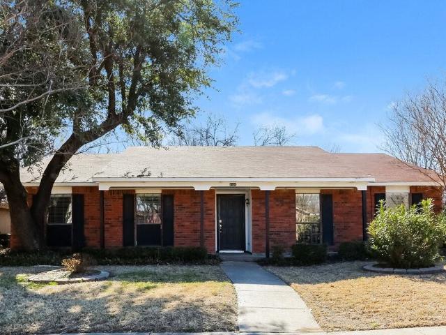 3 Bedroom Home for Rent at 2105 Burrows Trl, Grand Prairie, TX 75052 Trailwood