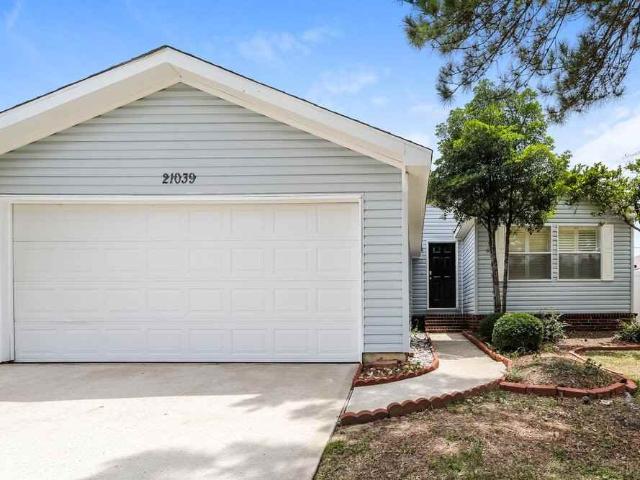 3 Bedroom Home for Rent at 21039 Sweet Blossom Ln, Tomball, TX 77375