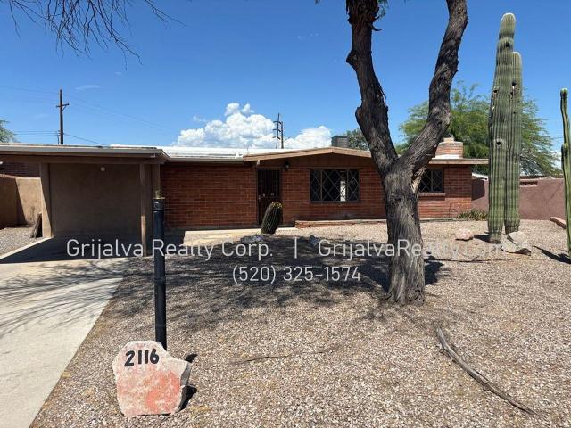 3 Bedroom Home for Rent at 2116 W Calle Fortunado, Flowing Wells, AZ 85705 La Cholla