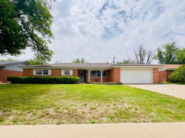 3 Bedroom Home for Rent at 2117 65th St, Lubbock, TX 79412 Bayless Atkins
