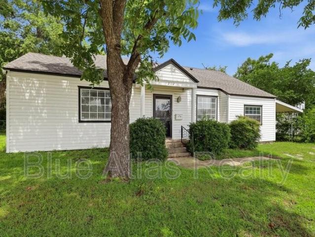 3 Bedroom Home for Rent at 2112 Ederville Rd S, Fort Worth, TX 76103 East Meadowbrook