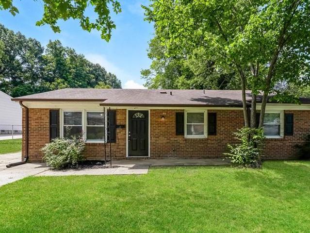 3 Bedroom Home for Rent at 211 Erwin St, Greensboro, NC 27406 Oakgrove