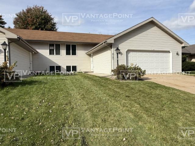 3 Bedroom Home for Rent at 2121 N Cloudview Dr, Appleton, WI 54914