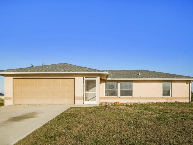 3 Bedroom Home for Rent at 2123 Ne 4th Pl, Cape Coral, FL 33909 Diplomat