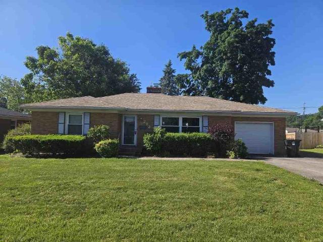 3 Bedroom Home for Rent at 212 Maevi Dr, New Albany, IN 47150