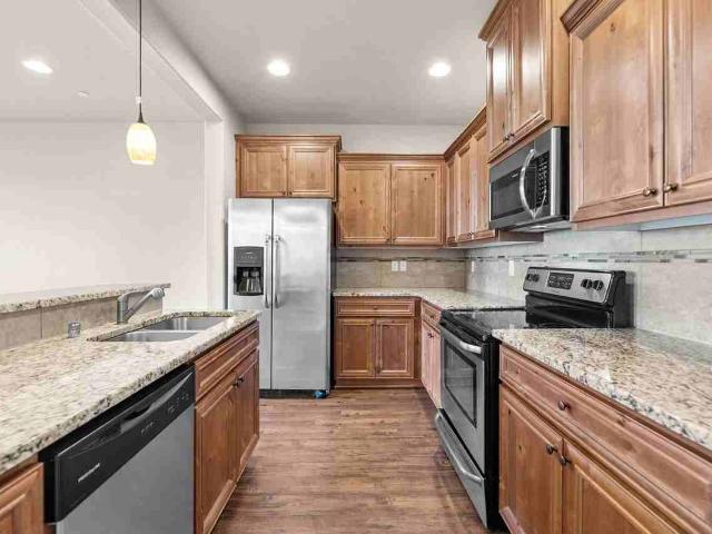 3 Bedroom Home for Rent at 212 N 33rd Ct, Ridgefield, WA 98642