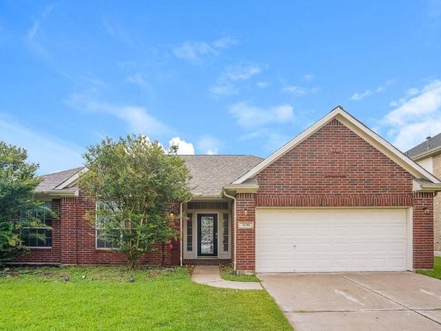 3 Bedroom Home for Rent at 2130 Pelican Landing Ct, League City, TX 77573 Brittany Lakes