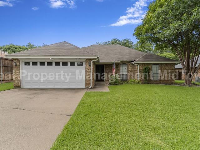 3 Bedroom Home for Rent at 2132 Turf Club Dr, Arlington, TX 76017 Turf Club Estates