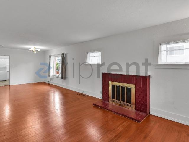 3 Bedroom Home for Rent at 2145 Grant St, Berkeley, CA 94703 Berkeley Flats