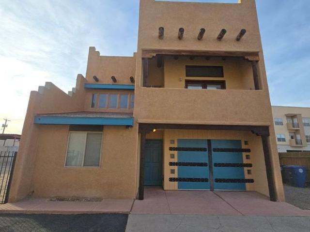 3 Bedroom Home for Rent at 218 San Clemente Ave Nw, Albuquerque, NM 87107 Greater Gardner