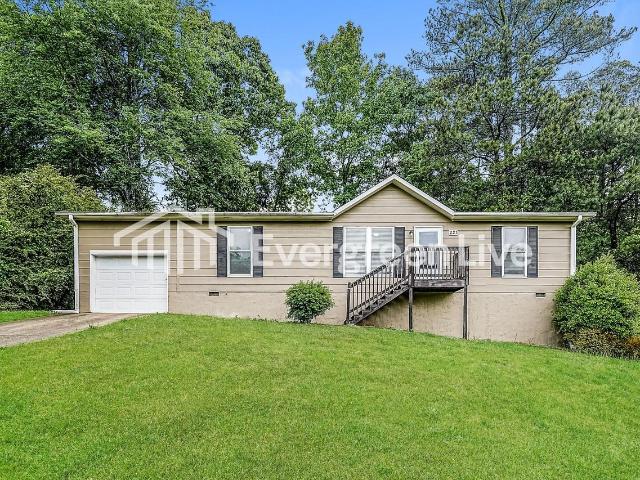 3 Bedroom Home for Rent at 221 Ash Cir, Trussville, AL 35173