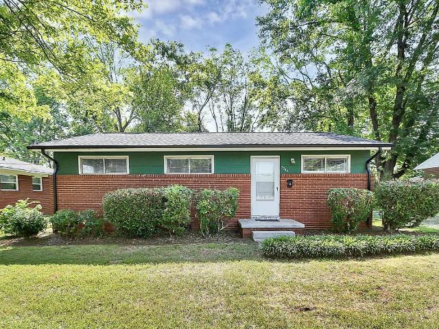 3 Bedroom Home for Rent at 2244 English Dr #1, Charlotte, NC 28216 University Park