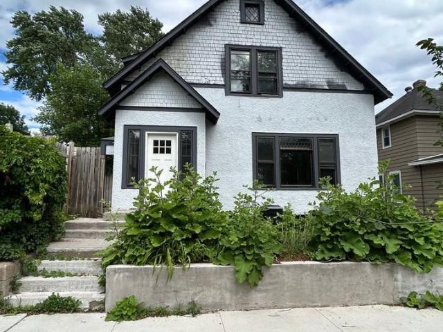 3 Bedroom Home for Rent at 2245 Johnson St Ne, Minneapolis, MN 55418 Windom Park