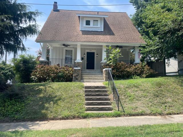3 Bedroom Home for Rent at 224 Virginia Ave, Colonial Heights, VA 23834