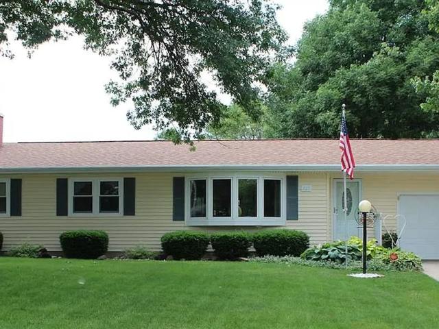 3 Bedroom Home for Rent at 225 Maryhill Dr, Cedar Falls, IA 50613