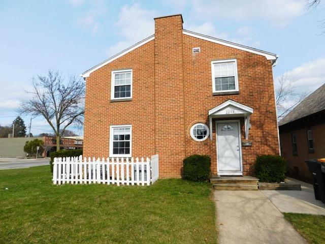 3 Bedroom Home for Rent at 2274 N 61st St, Wauwatosa, WI 53213