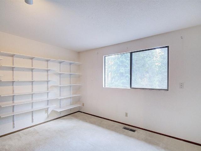 3 Bedroom Home for Rent at 22710 2nd Ave Se, Bothell, WA 98021 Queensborough Brentwood Crystal Springs