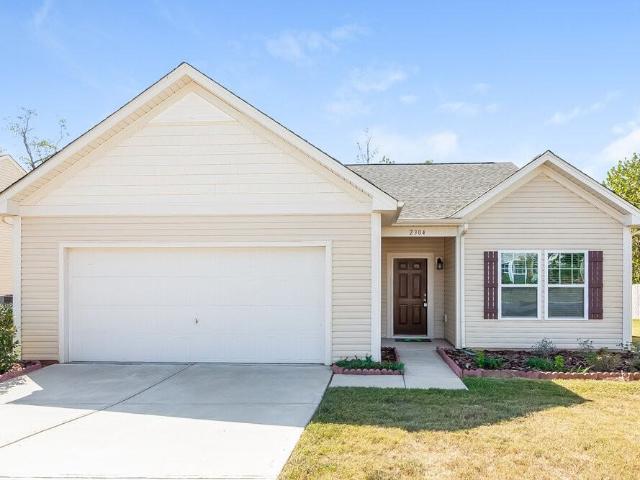 3 Bedroom Home for Rent at 2304 Lake Vista Dr, Mount Holly, NC 28120