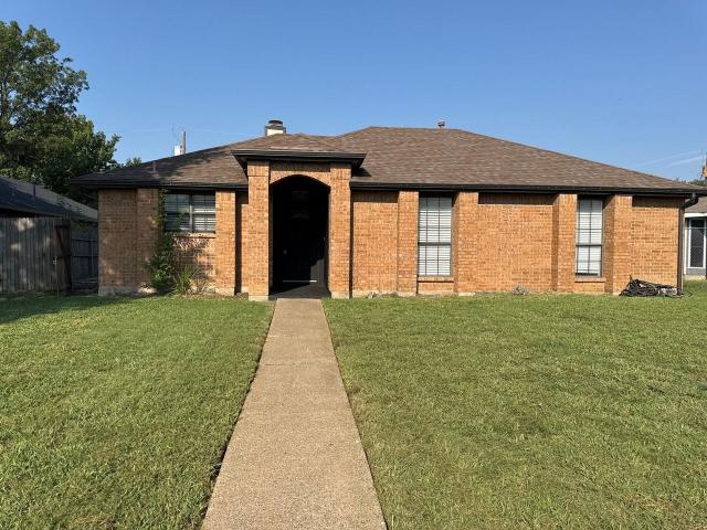 3 Bedroom Home for Rent at 2305 Windridge Lane, Rowlett, TX 75088