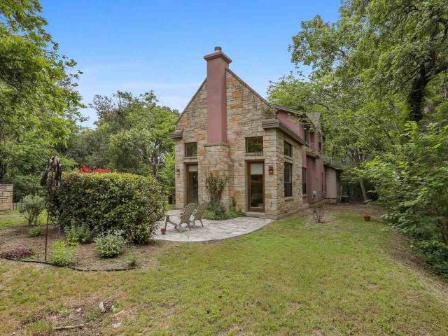 3 Bedroom Home for Rent at 2309 Kinney Rd, Austin, TX 78704 South Lamar