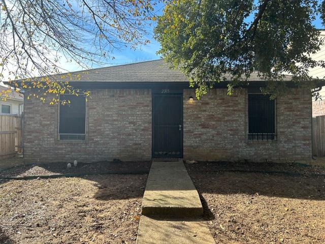 3 Bedroom Home for Rent at 2315 Summit Ln, Dallas, TX 75227 Riverway Estates Bruton Terrace