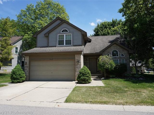 3 Bedroom Home for Rent at 23244 Potomac Cir, Farmington Hills, MI 48335