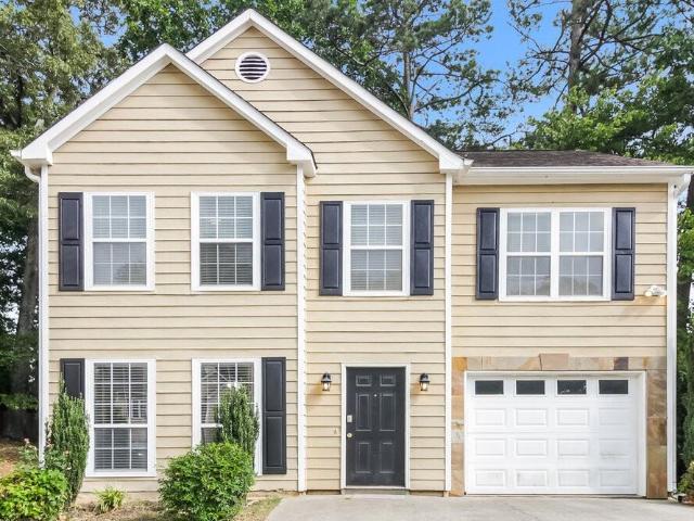 3 Bedroom Home for Rent at 2320 Kissing Tree Ln Se, Smyrna, GA 30080