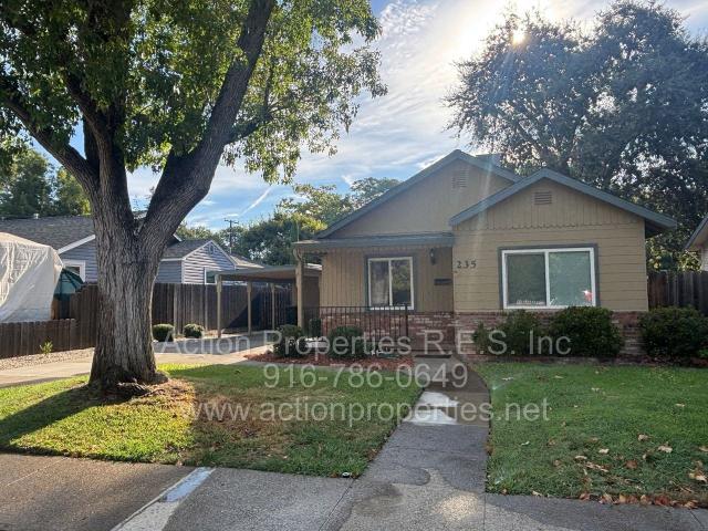 3 Bedroom Home for Rent at 235 Irene Ave, Roseville, CA 95678 Cherry Glen