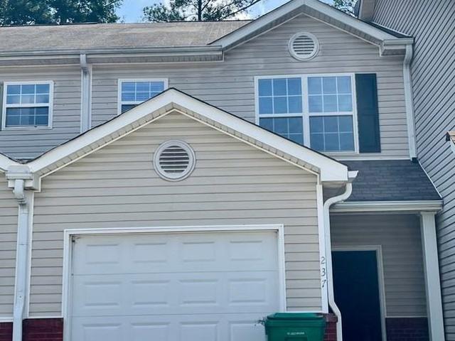 3 Bedroom Home for Rent at 237 Shenandoah Dr, Riverdale, GA 30274