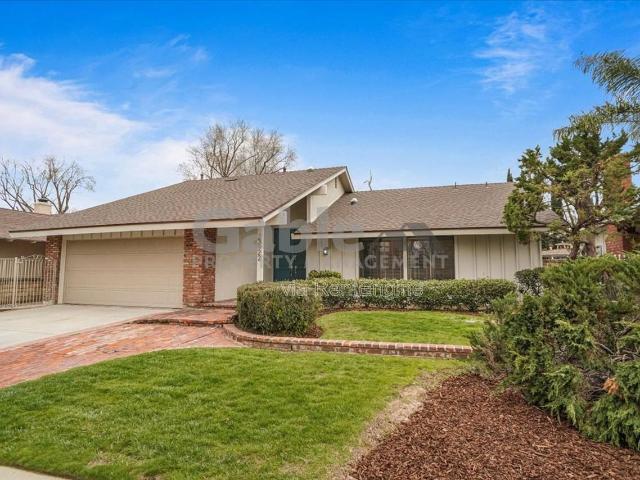 3 Bedroom Home for Rent at 23922 Avenida Entrana, Santa Clarita, CA 91355 Old Orchard