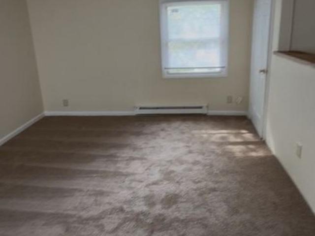 3 Bedroom Home for Rent at 2401 Ruffin St, Norfolk, VA 23504 Lindenwood