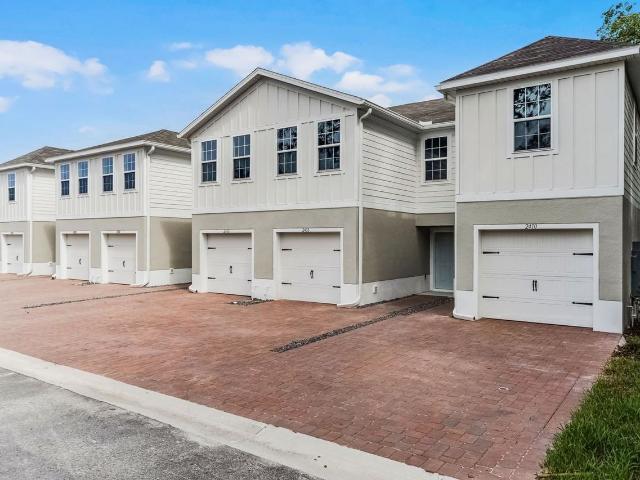 3 Bedroom Home for Rent at 2402 Mercury Way, South Daytona, FL 32119