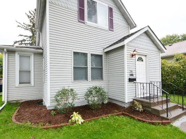 3 Bedroom Home for Rent at 241 Page St E, St. Paul, MN 55107 Baker Annapolis