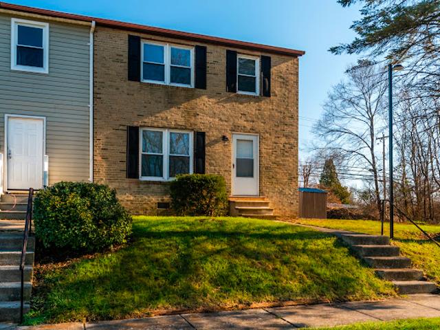 3 Bedroom Home for Rent at 248 Surrey Ct, Martinsburg, WV 25401