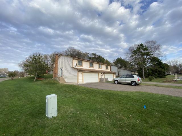3 Bedroom Home for Rent at 2497 Copper Cliff Trl #NA, Woodbury, MN 55125