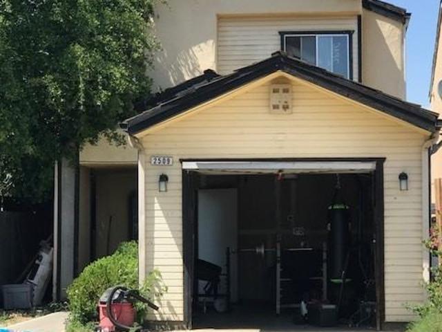 3 Bedroom Home for Rent at 2509 N Knoll Ave, Fresno, CA 93722