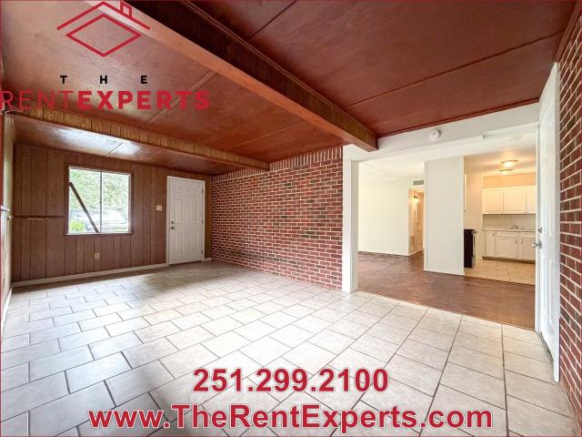 3 Bedroom Home for Rent at 2554 Morningside Dr #1, Mobile, AL 36605 Navco