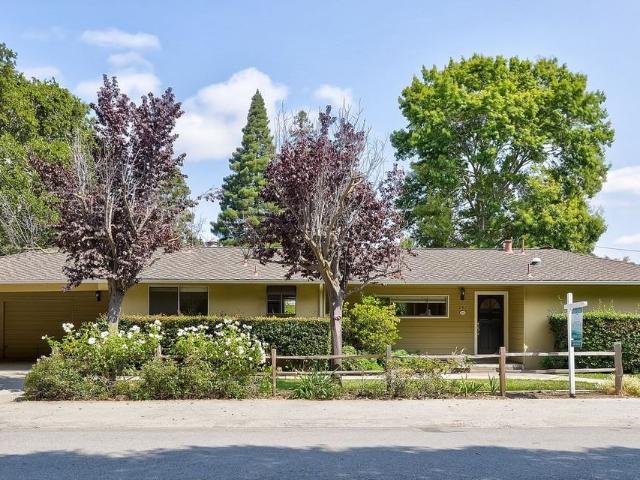 3 Bedroom Home for Rent at 260 Santa Monica Ave, Menlo Park, CA 94025 South of Seminary Vintage Oaks
