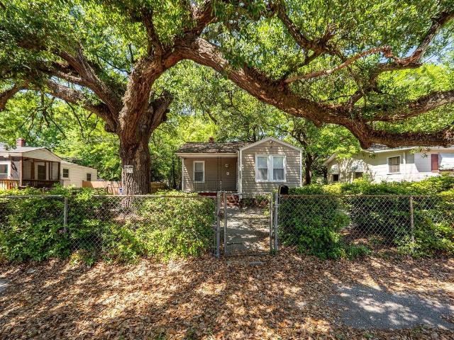 3 Bedroom Home for Rent at 2620 Woodlawn Ave, North Charleston, SC 29405