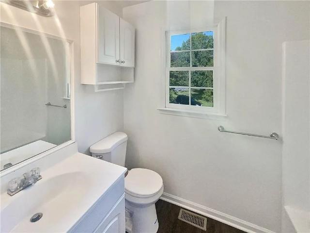 3 Bedroom Home for Rent at 264 Farm Ridge Drive Northeast #1, Woodstock, GA 30188