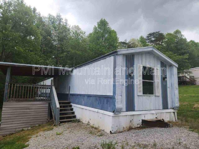 3 Bedroom Home for Rent at 26 Misty Mountain Way #2, Candler, NC 28715