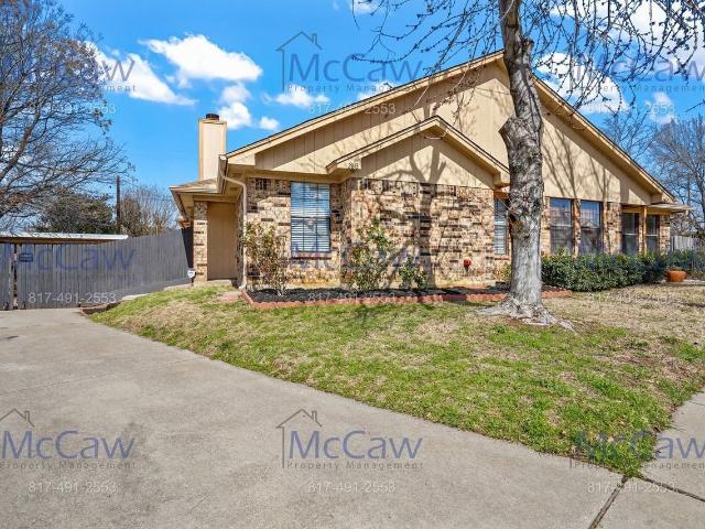 3 Bedroom Home for Rent at 2813 Newkirk Ct, Euless, TX 76039
