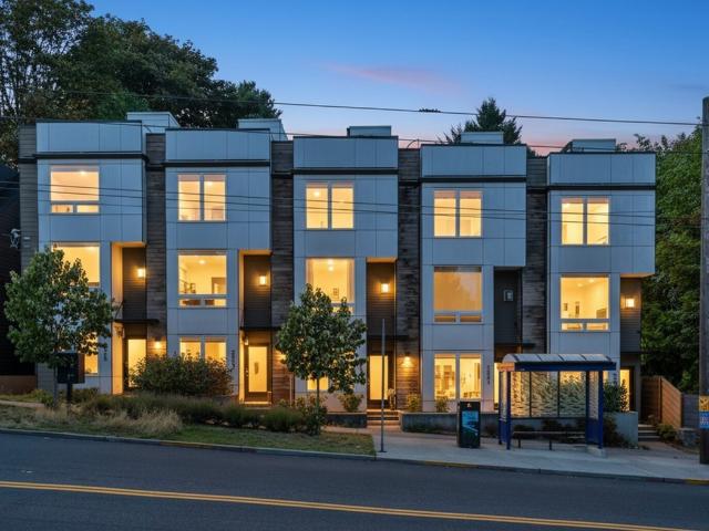 3 Bedroom Home for Rent at 2833 3rd Ave W, Seattle, WA 98119 North Queen Anne