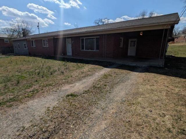 3 Bedroom Home for Rent at 2842 Dale St #A, Morganton, NC 28655