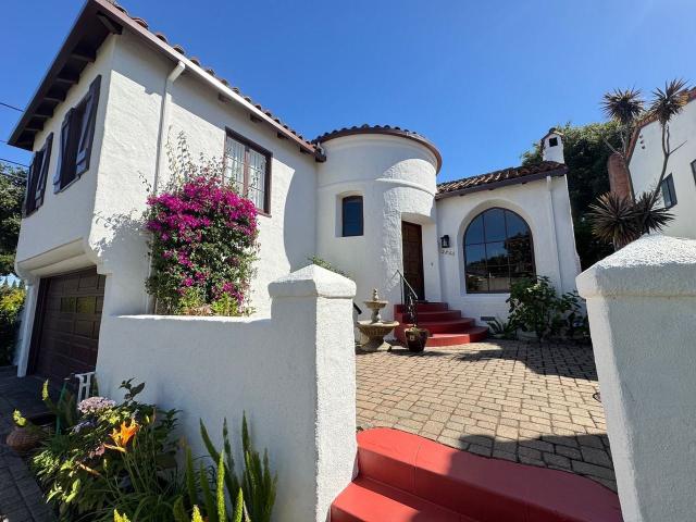 3 Bedroom Home for Rent at 2856 Lincoln Ave, Alameda, CA 94501