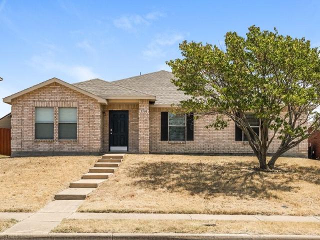 3 Bedroom Home for Rent at 2908 Cottage Ln, Lancaster, TX 75134 Meadowview